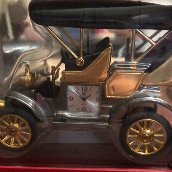 Timex | Accents | Collectible Car Clock | Poshmark